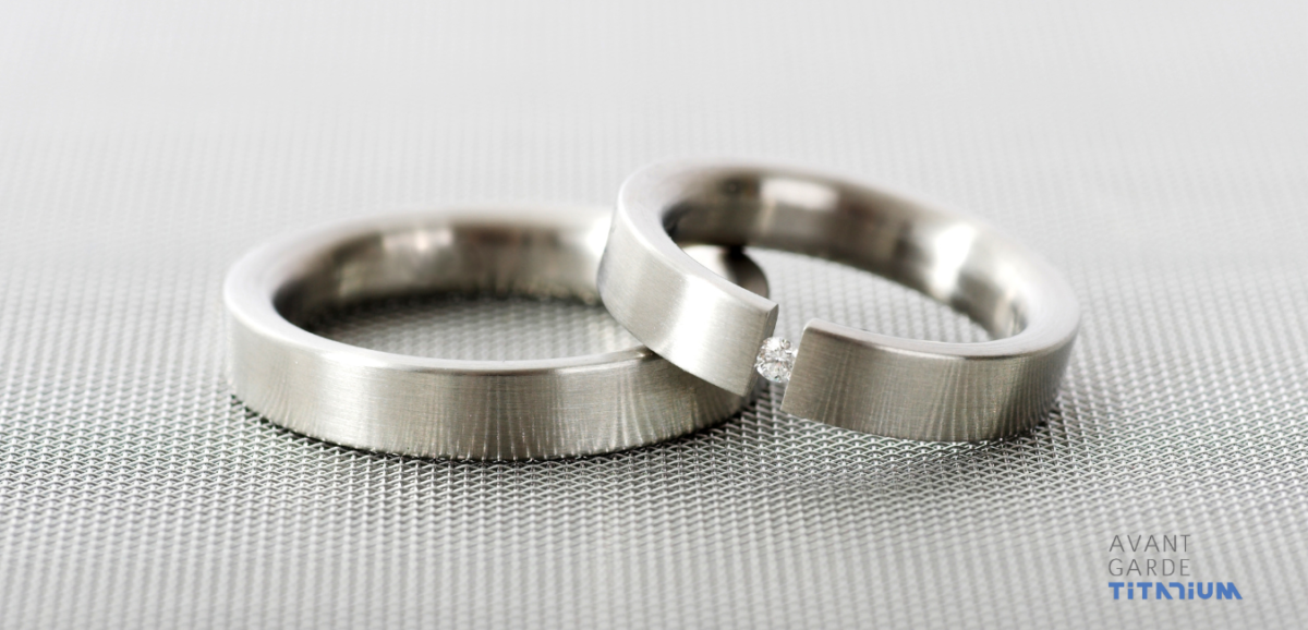 Is it Time to Upgrade Your Wedding Ring to Titanium?